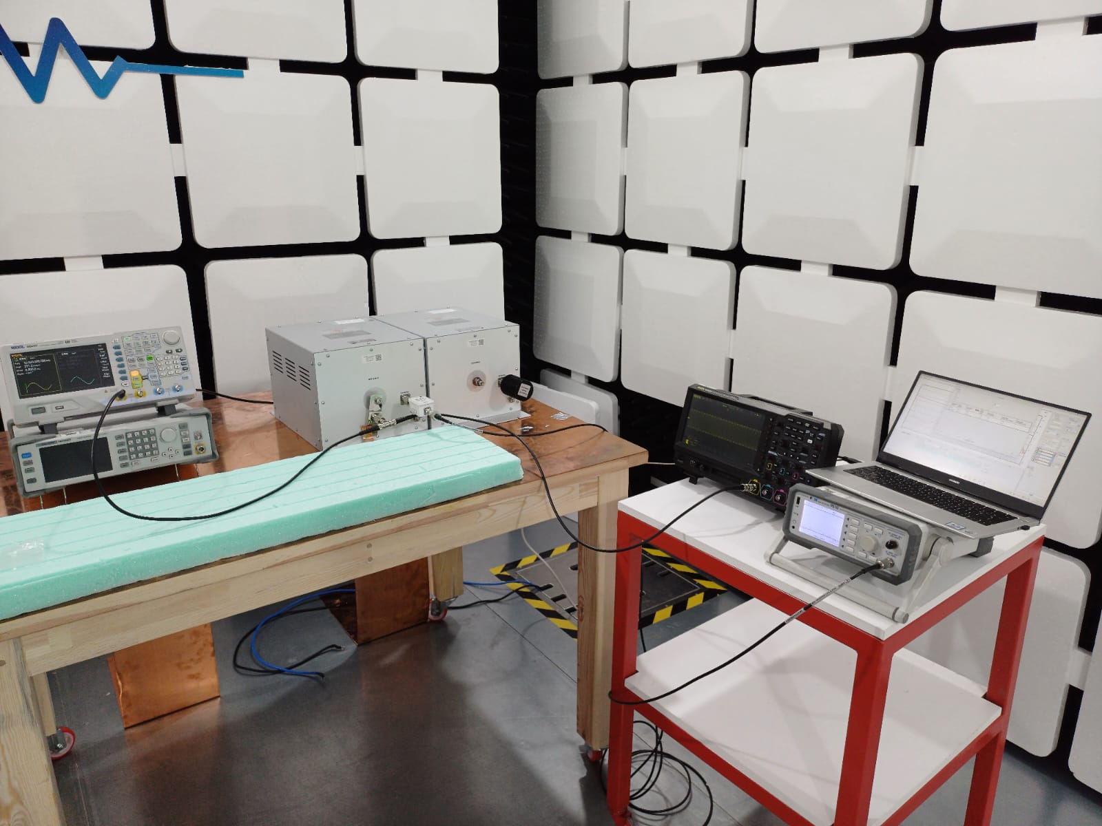 MIL-STD-461 CE102 Testi İletkenlik yoluyla emisyonlar, Güç Hatları, 10 ...